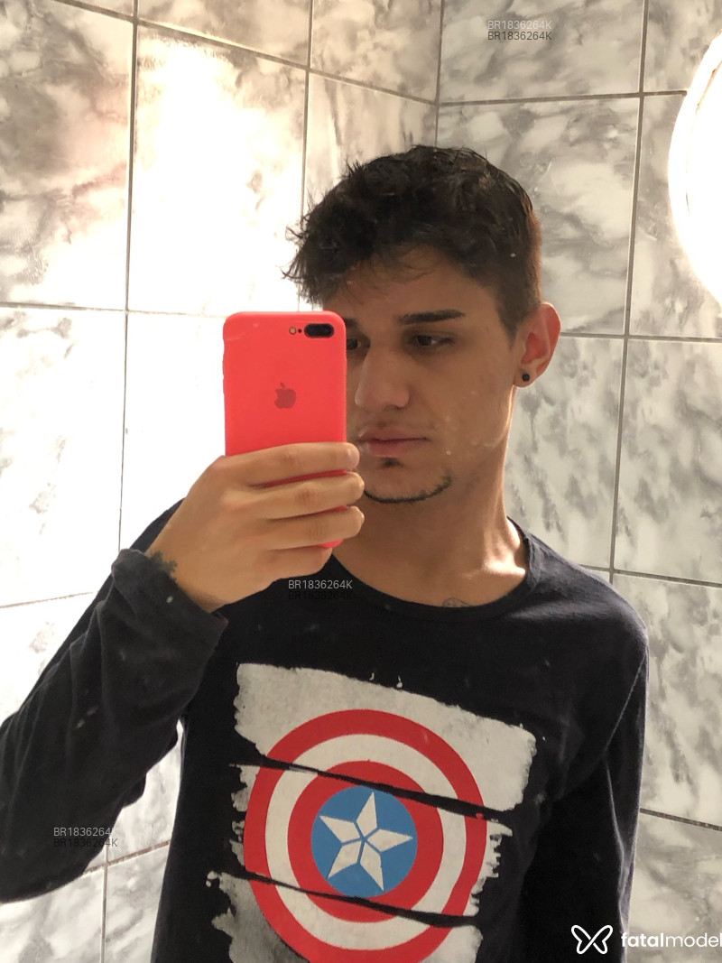 Conheça Iuri Silva Acompanhante Em Virtual